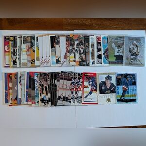 NHL | Toys | Hockey Hall Of Fame Legends Card Lot Gretzky Messier ...